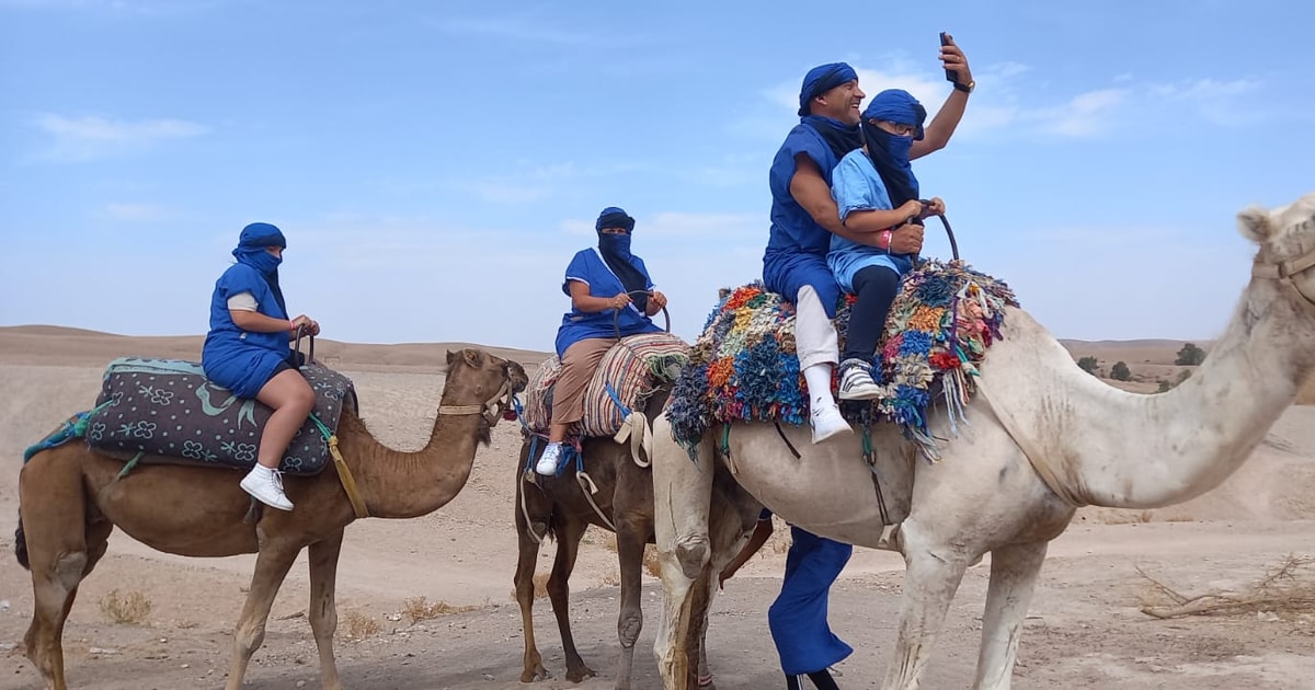 von Marrakesch Wüste Agafay mit Abendessen Cemel Fahrt Suncet ...