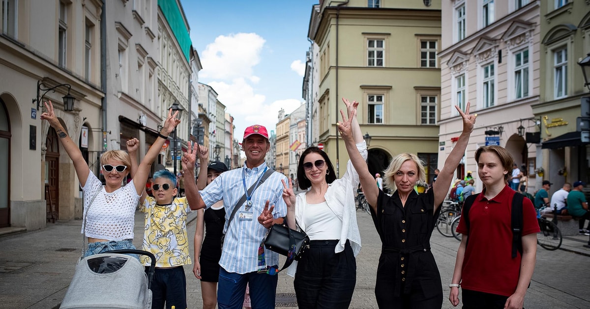 Walking Tour of Warsaw: Old Town Tour - 2-Hours of Magic! | GetYourGuide