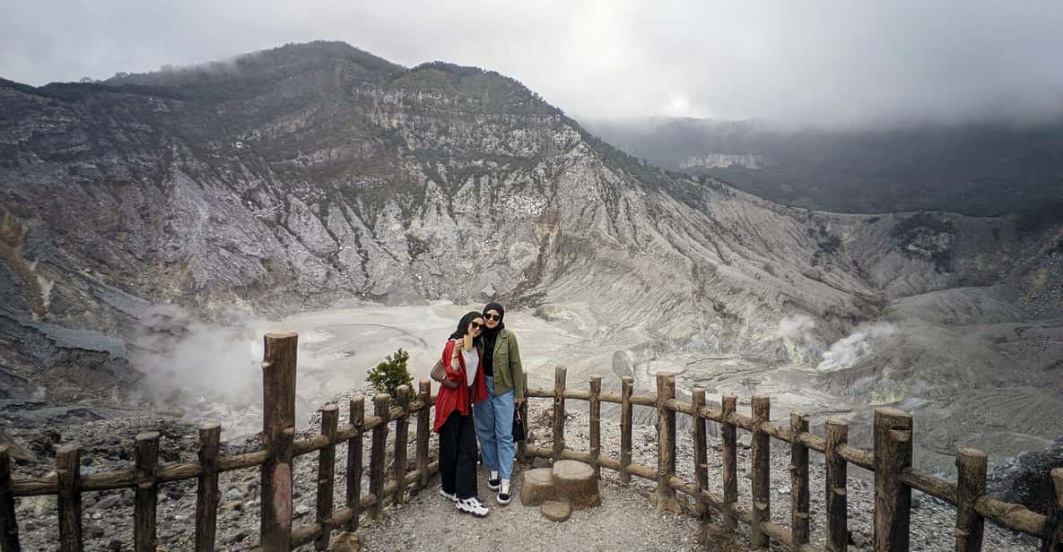Bandung: Tangkuban Parahu Volcano & Surrounding Areas Tour: Tangkuban ...