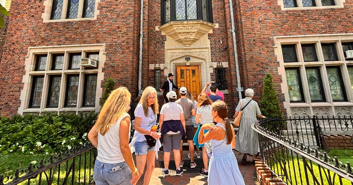 El Brooklyn judío: tour a pie jasídico con un lugareño | GetYourGuide