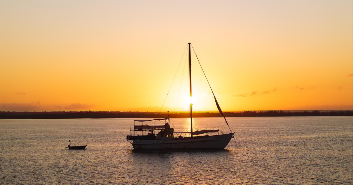 Darwin: Rejs o zachodzie słońca na przylądek Adieu z 4-daniową kolacją ...