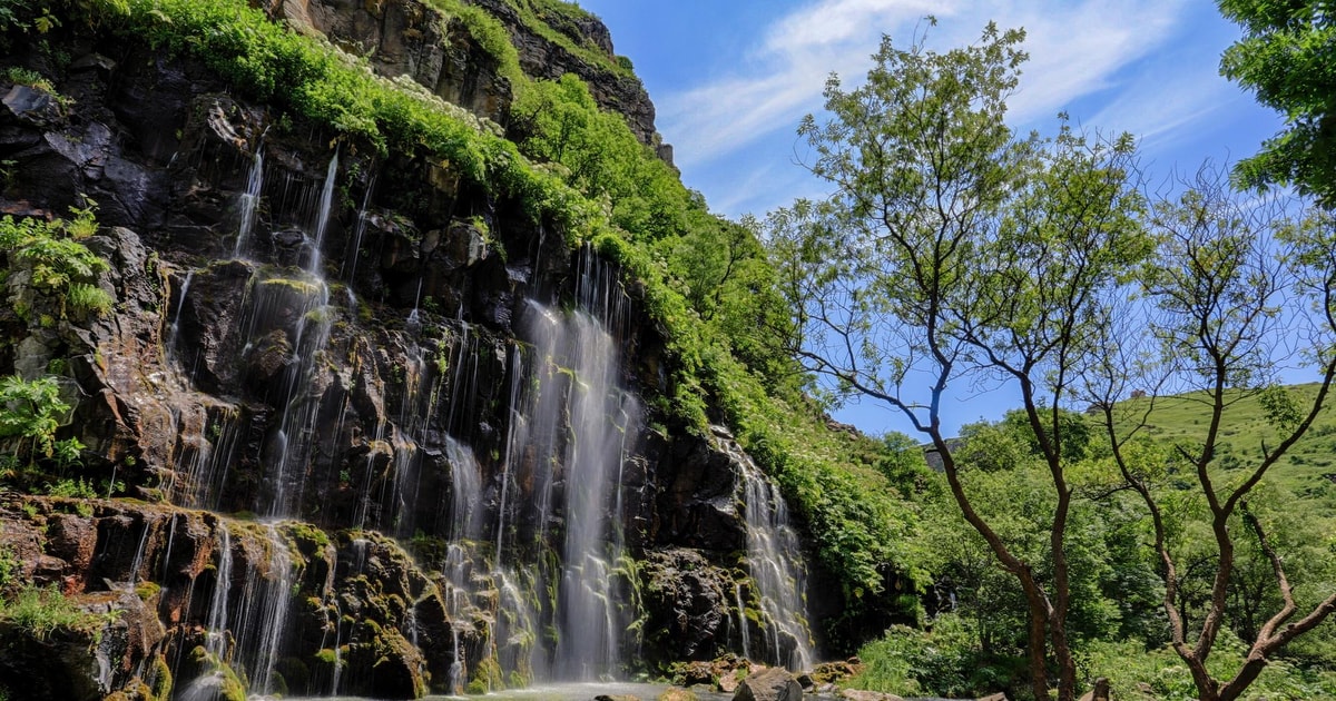 Wild Georgië: Dashbashi Canyon & Diamond Bridge ontdekken | GetYourGuide