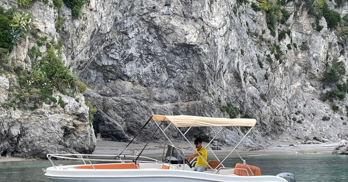 Sunset allegra2 | Tour privato in barca Amalfi Coast | GetYourGuide