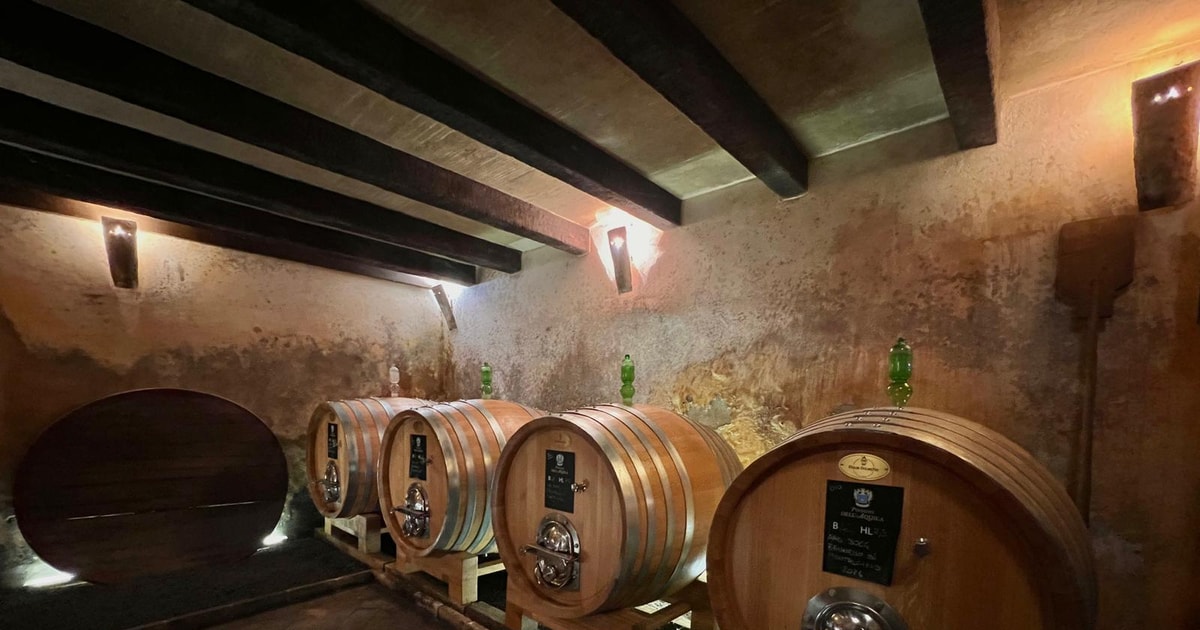 Poggio dell'Aquila: Brunello di Montalcino Wine Tasting | GetYourGuide