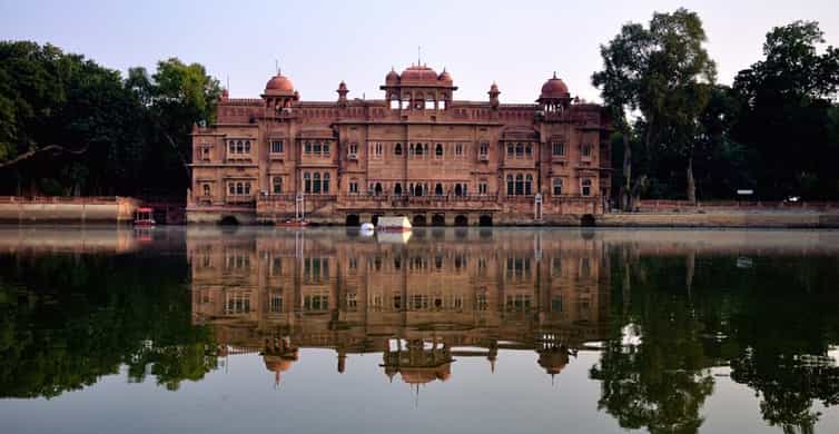 Bikaner Full Day Sightseeing with Junagarh Fort & Temples | GetYourGuide