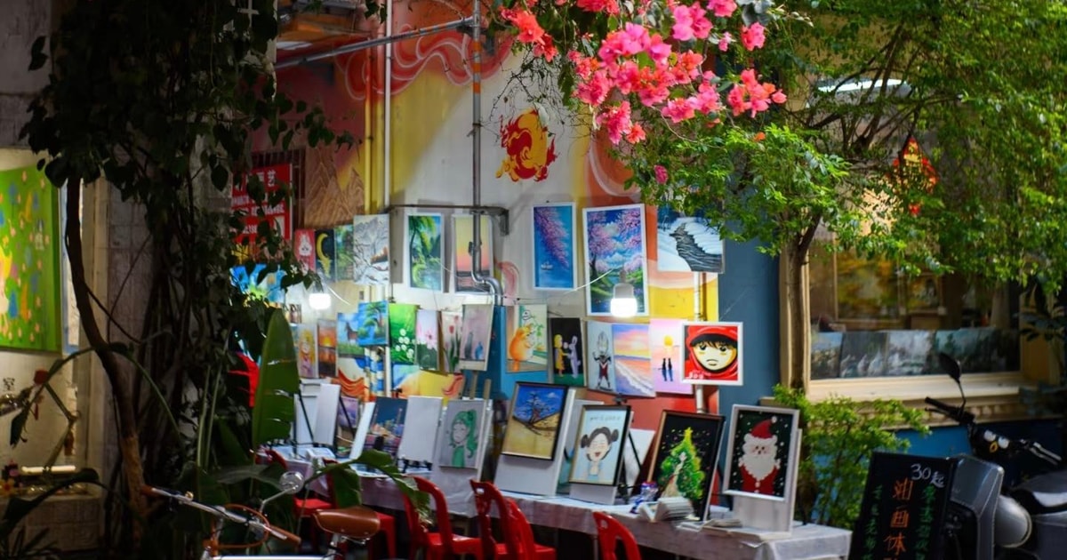 Paint & Explore: Shenzhen Dafen Oil Painting Village 3H Tour | GetYourGuide