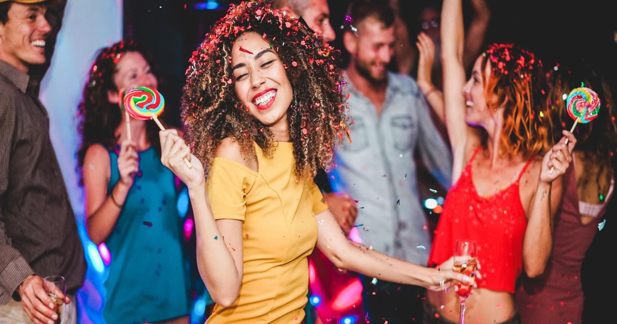 Exklusive Party-Tour mit Getränken in New York City | GetYourGuide