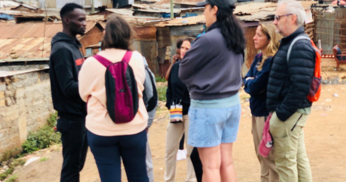 Nairobi: Kibera Slum (De Chocoladestad)Stadsrondleiding met gids ...