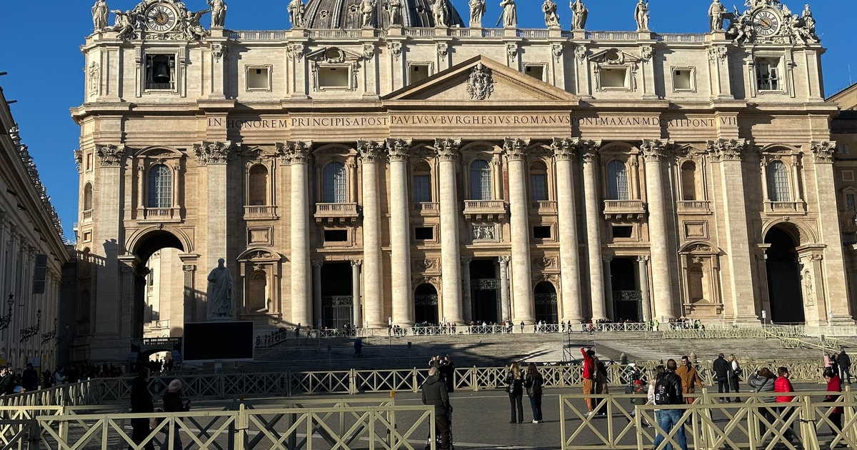 Skip-the-Line Vatican Museums Sistine Chapel & Basilica Tour | GetYourGuide