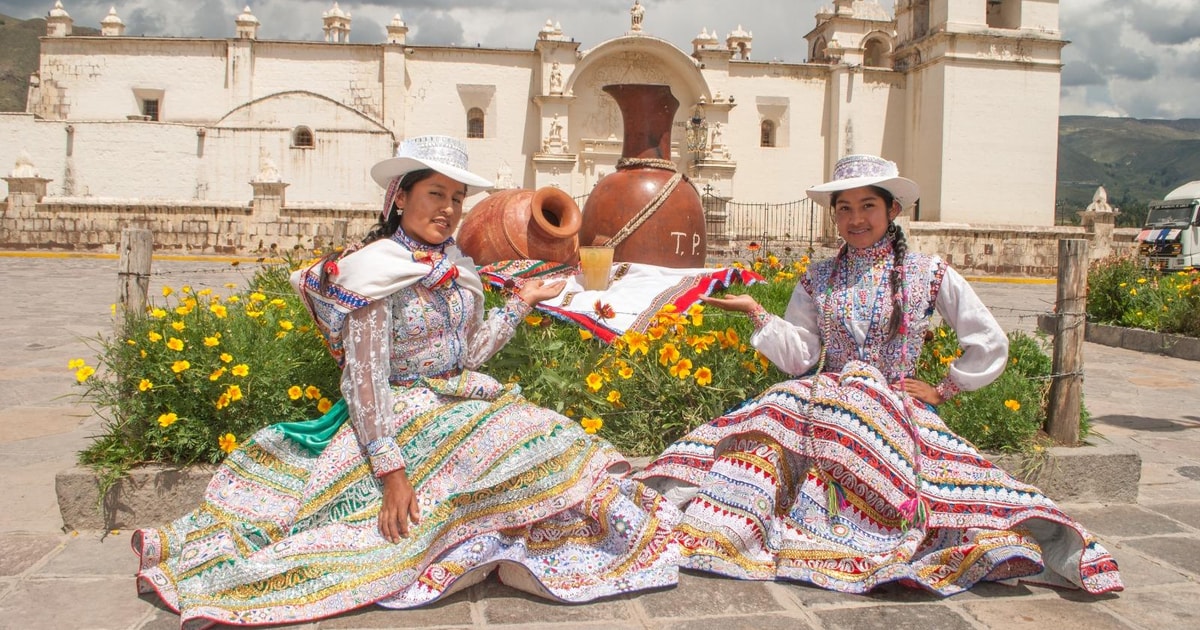 Circuit de 2 jours dans la vallée de Colca et la Cruz del Condor ...