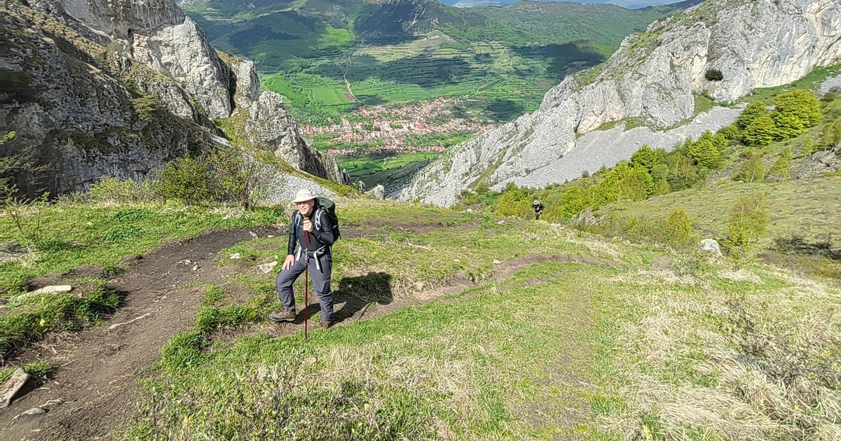 Apuseni Mountains: One day hiking from Cluj Napoca | GetYourGuide
