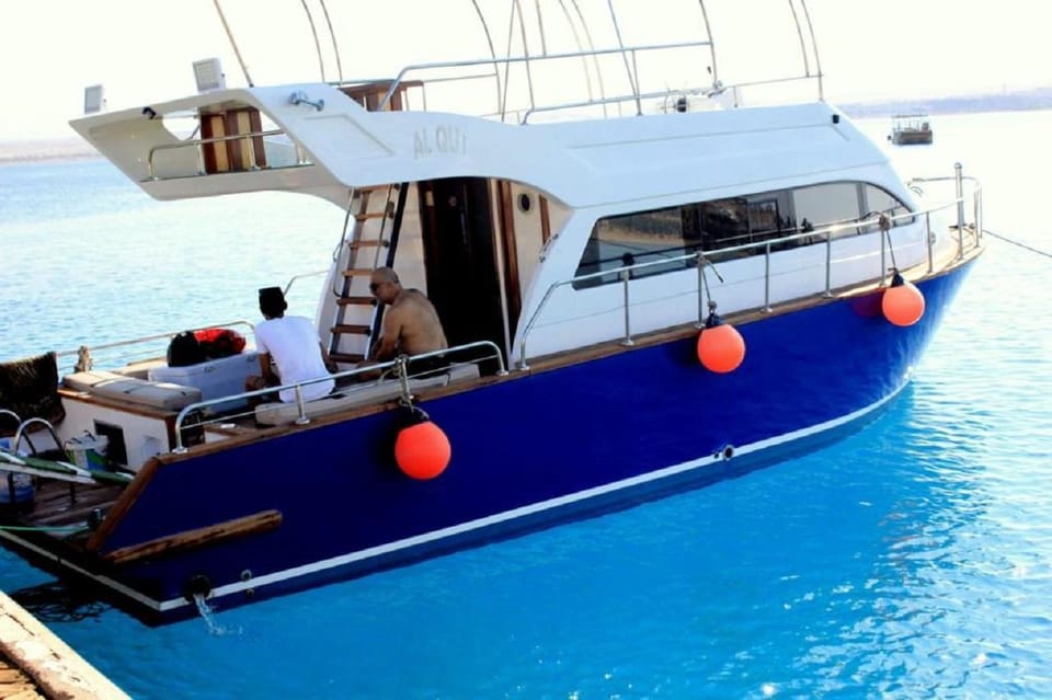 Hurghada: Private Boat trip to Magawish island with Lunch | GetYourGuide