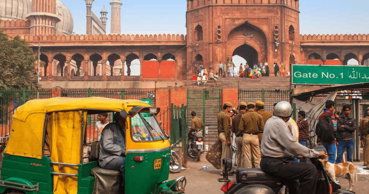 Alt-Delhi: 3-stündige geführte Chandni Chowk & Tuk Tuk Tour | GetYourGuide