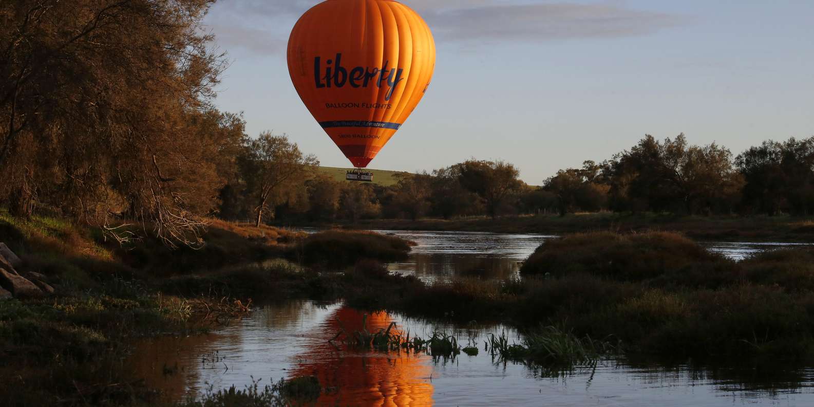1800 ballons store