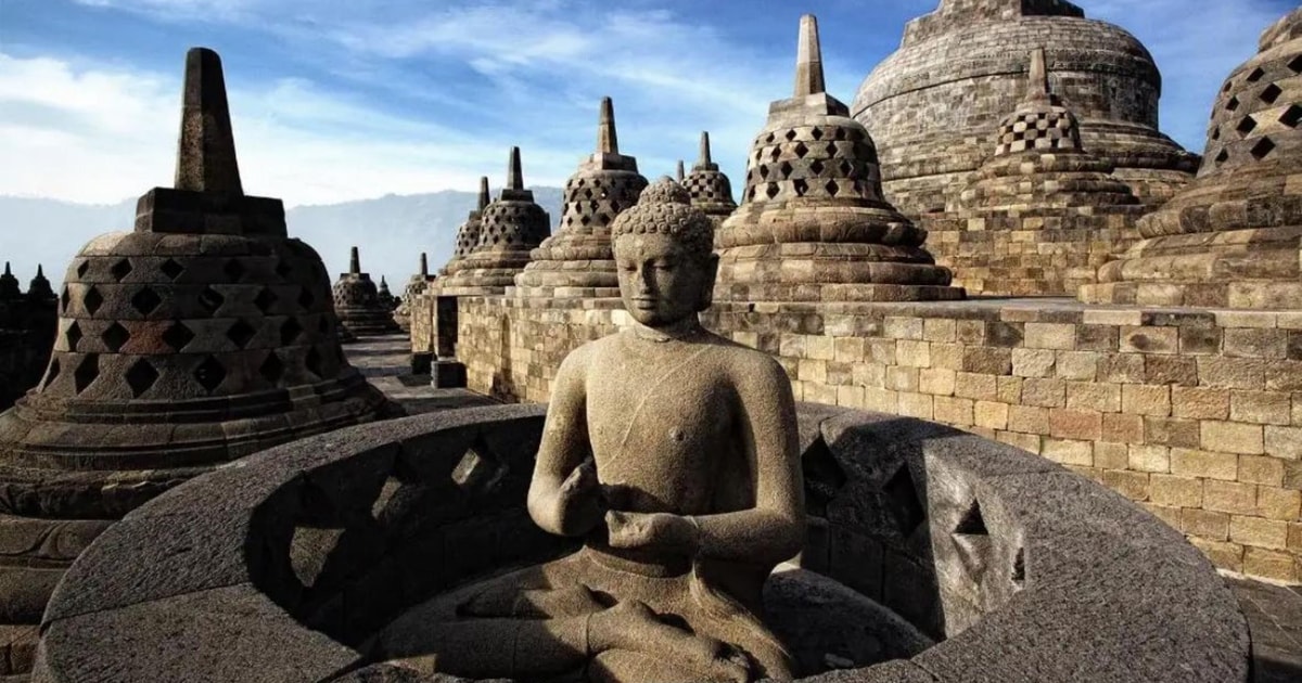 Yogyakarta: Borobudur ClimbUP , Prambanan and entry ticket | GetYourGuide