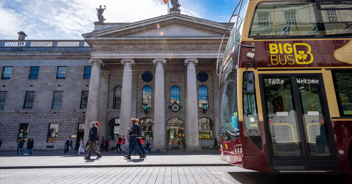 Dublin: Tour de ônibus hop-on hop-off com guia ao vivo | GetYourGuide
