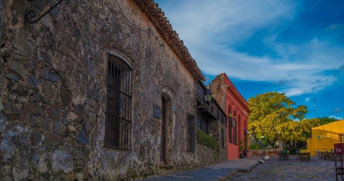 Viaje de 2 días a Colonia y Montevideo desde Buenos Aires | GetYourGuide