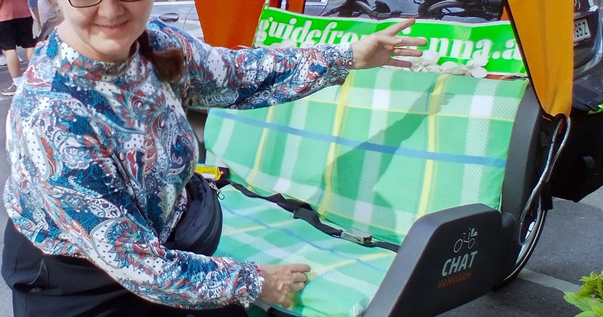 Passeio de 90 minutos no RAXI (riquixá elétrico) em Viena | GetYourGuide