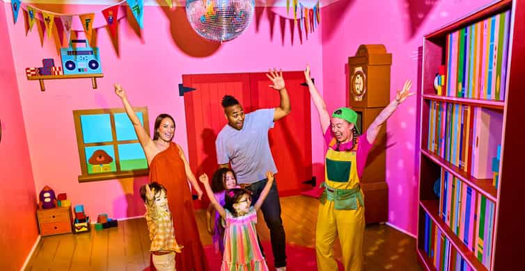 London: CBeebies Rainbow Adventure Immersive Theatre | GetYourGuide