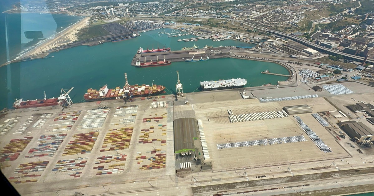 Port Elizabeth: Helicopter Flight with Bungy Jump Package | GetYourGuide