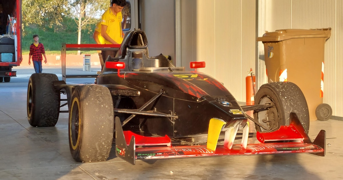 Experience with a Formula Car on a Race Track | Parma | GetYourGuide