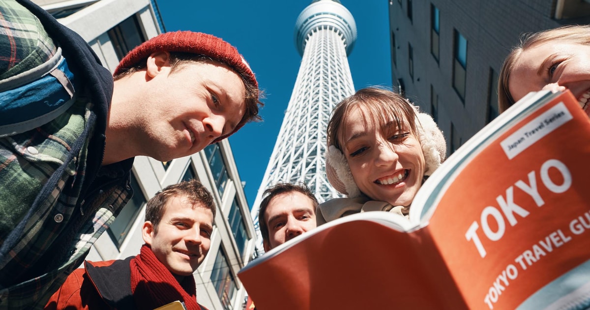 Tokyo: Historical Walking Tour of Skytree and Asakusa | GetYourGuide
