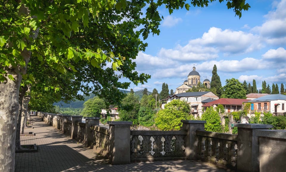 KUTAISI: Stadsrondleiding, historische kerken, plus Tskaltubo ...