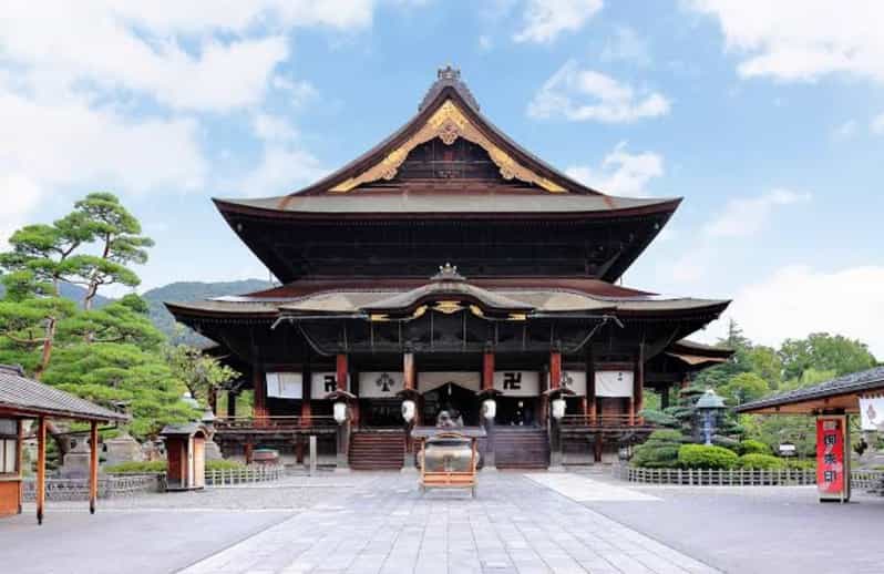 Excursión de 3 días ( Monte Fuji&Hakone , Nikko , Parque de los Monos ...