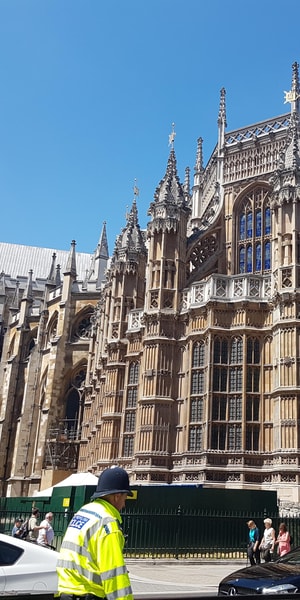 London: Wimbledon Tennis Club and Westminster Walking Tour | GetYourGuide