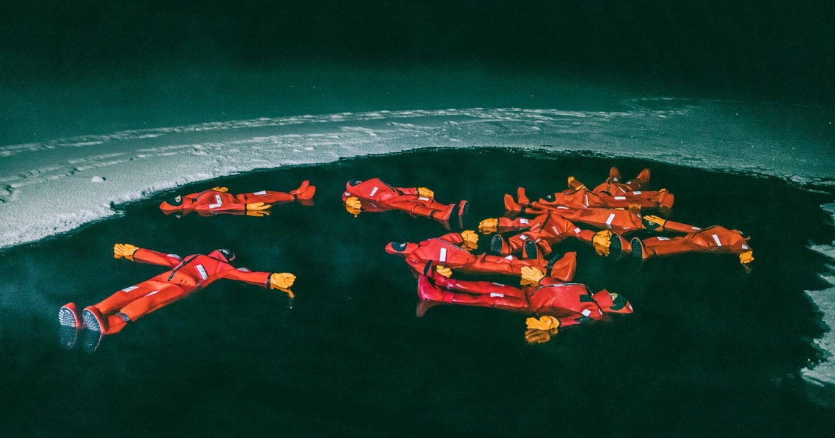 Rovaniemi: Ice Floating Experience with Northern lights | GetYourGuide