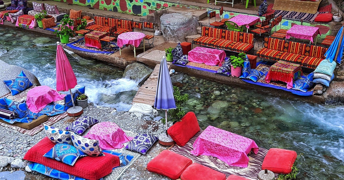 Marrakech: Atlasgebergte, Ourika waterval met gids+lunch | GetYourGuide