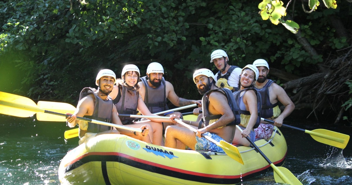 Split: Rafting tour op de Cetina rivier met instructeur | GetYourGuide