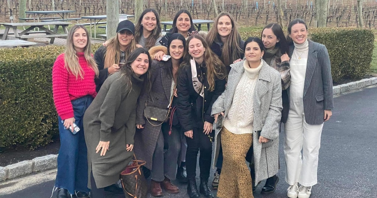 Long Island: Tour enologico dell'East End da NEW YORK CITY | GetYourGuide