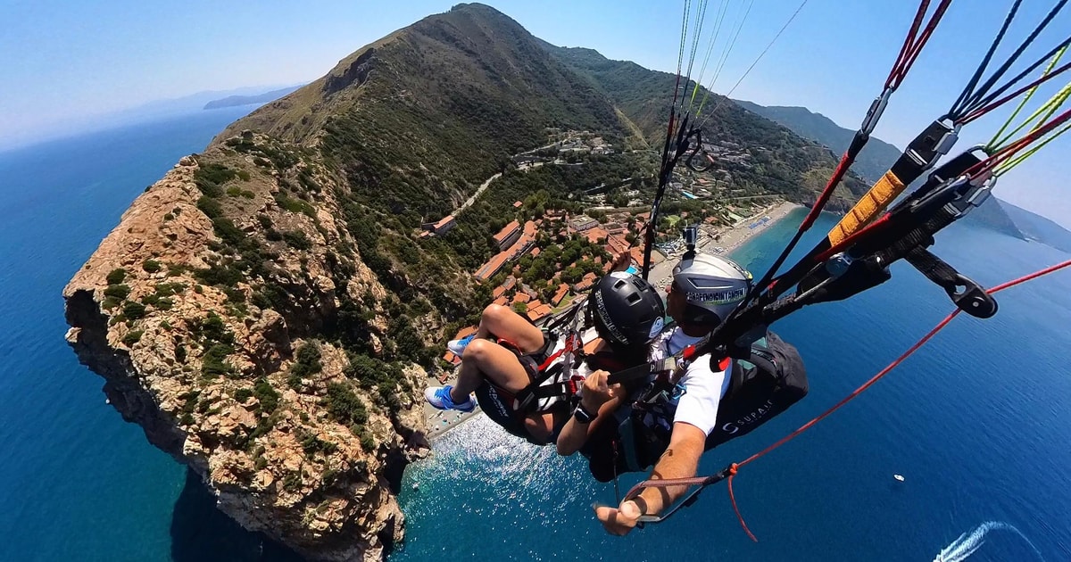Marsala : Volo in parapendio in tandem con istruttore | GetYourGuide