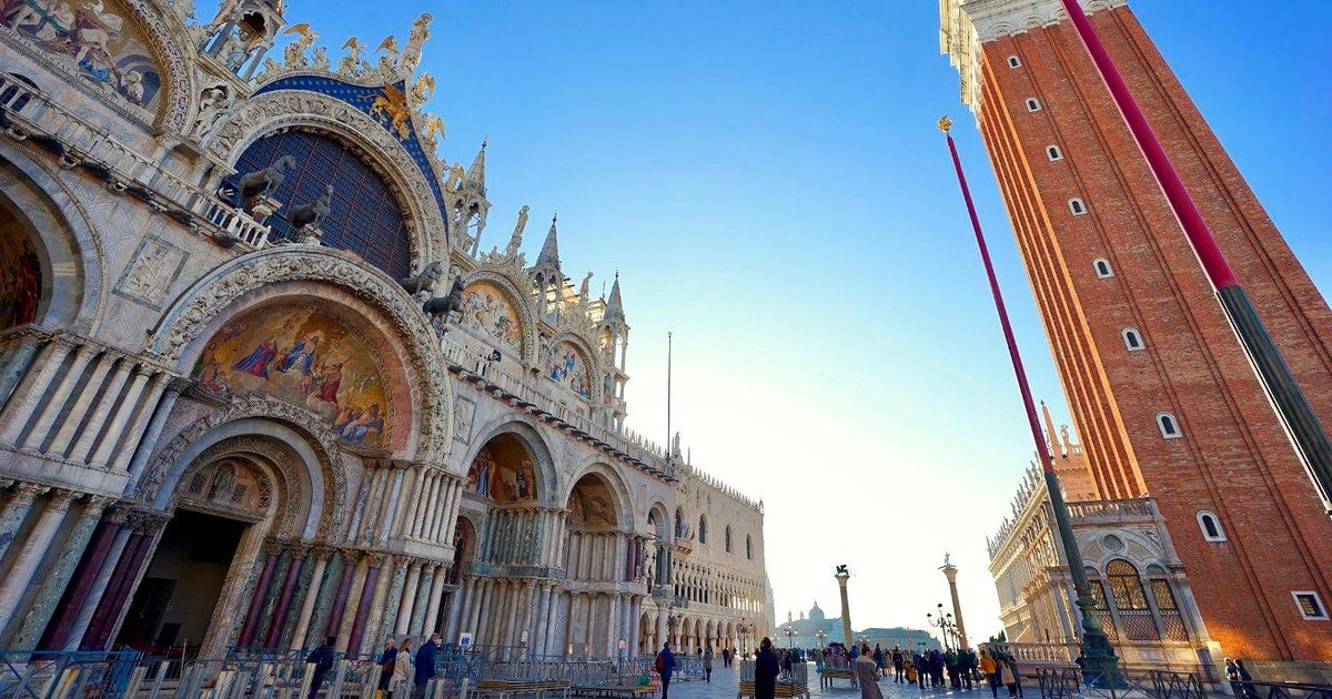 Hello Venice: Introduction to the city and St Mark’s Square | GetYourGuide