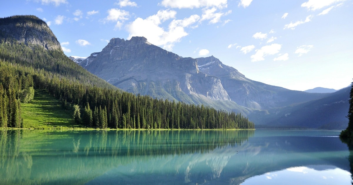 Calgary: Moraine Lake, Lake Louise, Emerald Lake och Yoho Tours ...