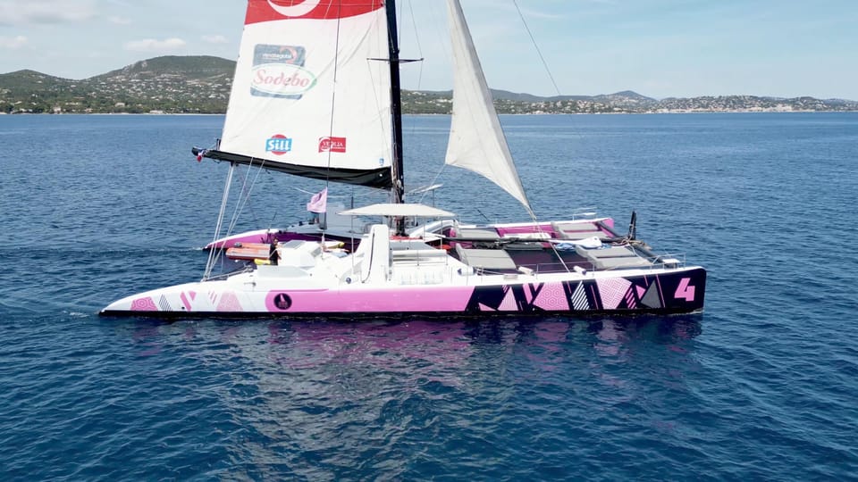 Catamarán Cap Taillat Día Completo desde Saint Tropez | GetYourGuide