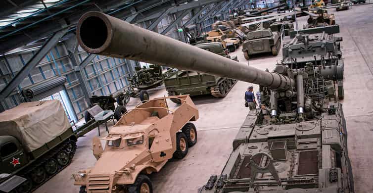 Cairns: Australian Armour & Artillery Museum with Transfers | GetYourGuide