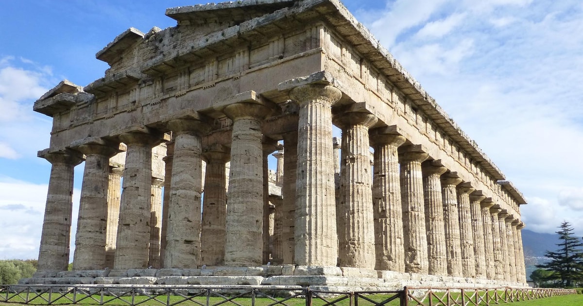 Sorrento: visita guidata ai templi di Paestum e alla fattoria della ...