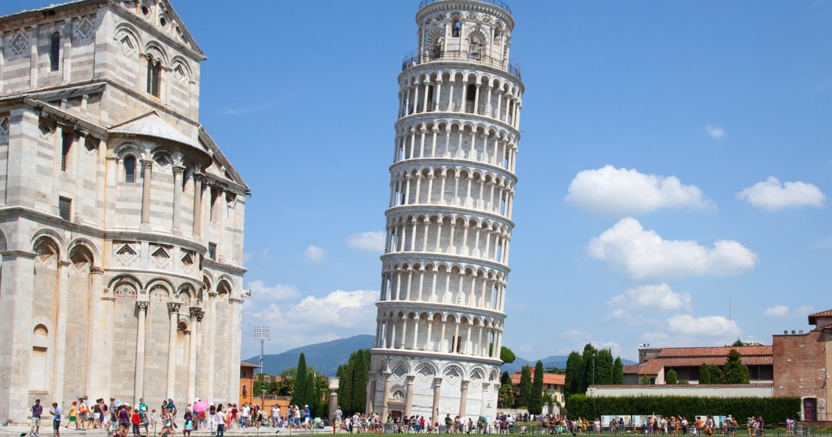 Pisa Leaning Tower Tour: Outside Guide & Museum Access | GetYourGuide