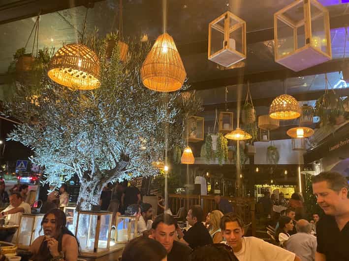 Marbella : Nightlife Clubtour Puerto Banus, transport et boisson inclus ...