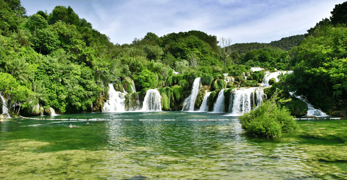 Tour particular pelas cachoeiras do Parque Nacional Krka saindo de ...