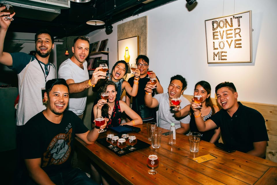 Taipei Nightlife: Taipei Pub Crawls (2 Different Routes) | GetYourGuide