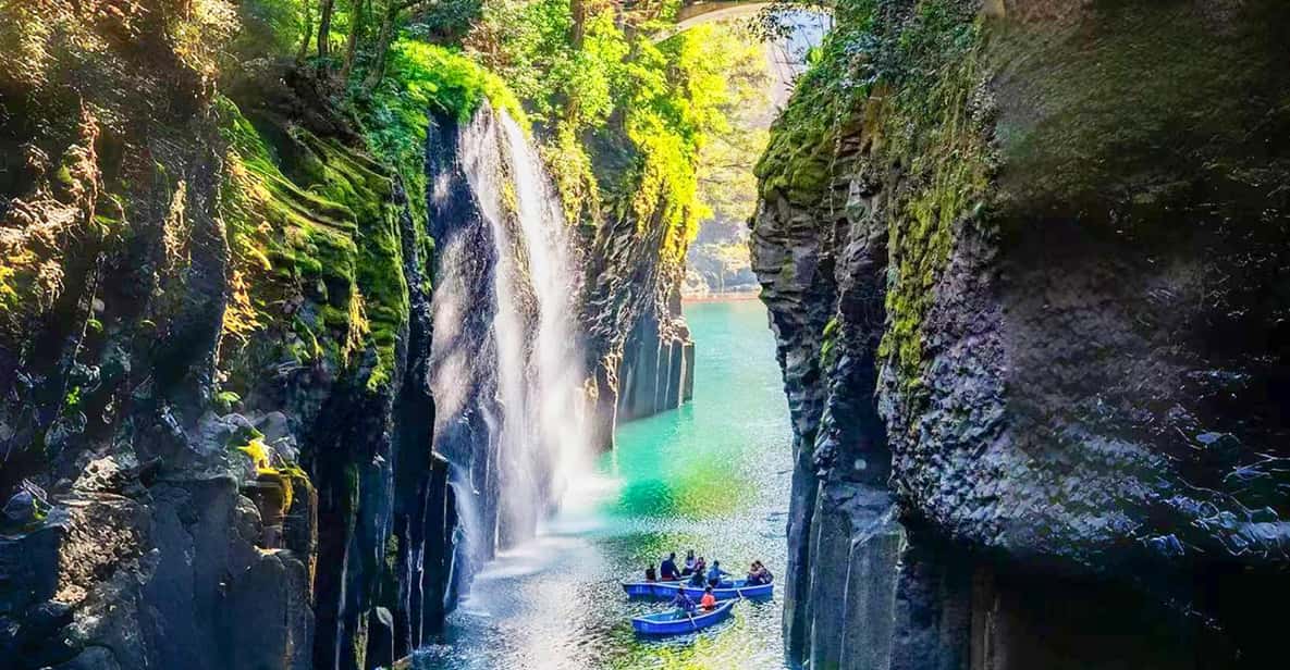 Fukuoka: Takachiho Gorge & Scenic Railway One Day Tour: Takachiho Gorge ...