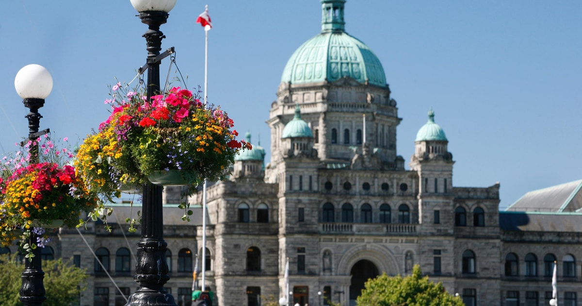 Experience Victoria Walking Tour | GetYourGuide