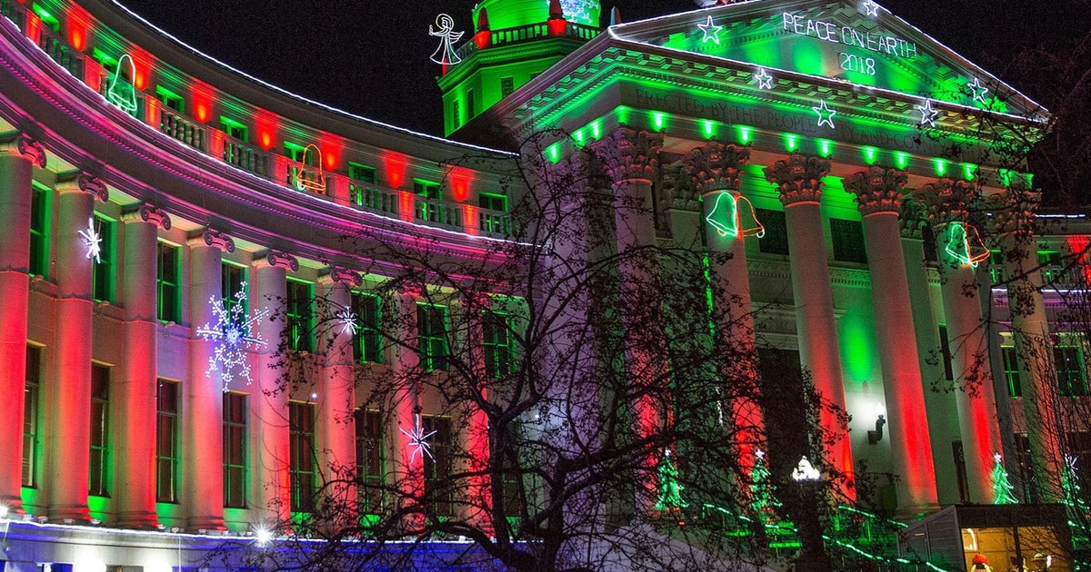 Denver: Holiday Lights & Sights Bus Tour | GetYourGuide