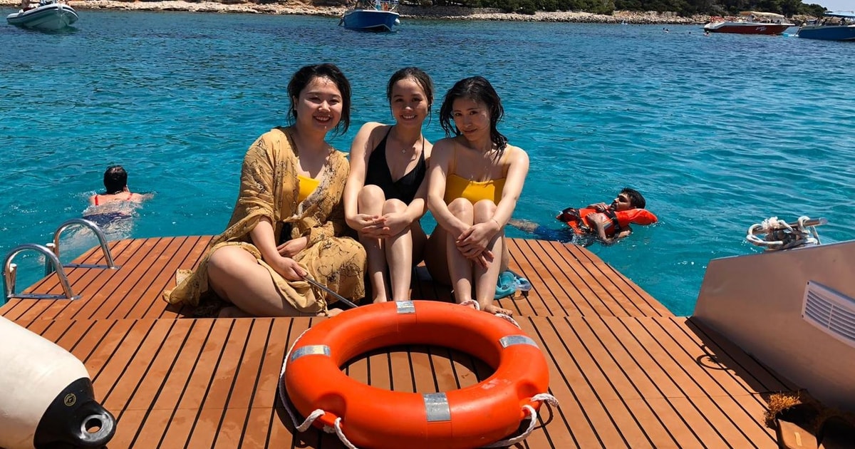 Split: Blauwe Grot, Hvar en Pakleni-eilanden Speedboottocht | GetYourGuide