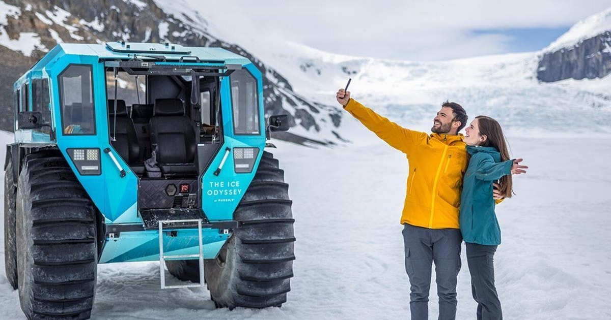 Calgary: Icefield Adventure, Skywalk and three Glaciers Tour | GetYourGuide