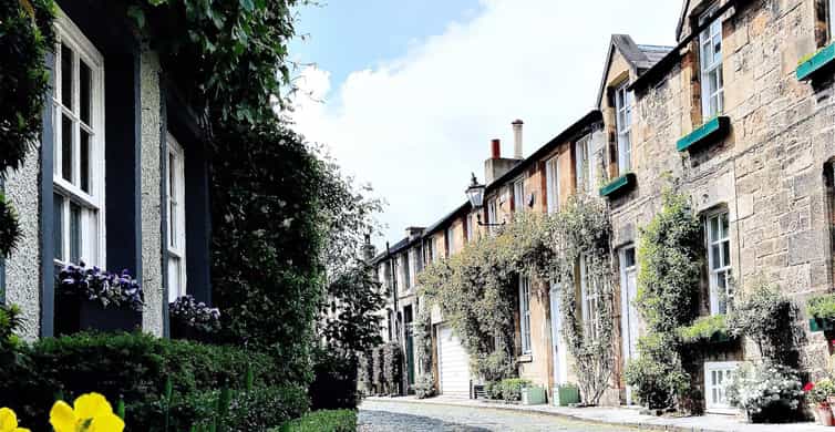 Enchanting Edinburgh: Half-Day Walking Tour with Local Guide | GetYourGuide