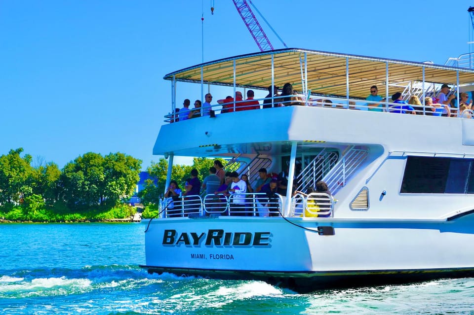Miami: Beach Boat Tour and Sunset Cruise in Biscayne Bay | GetYourGuide